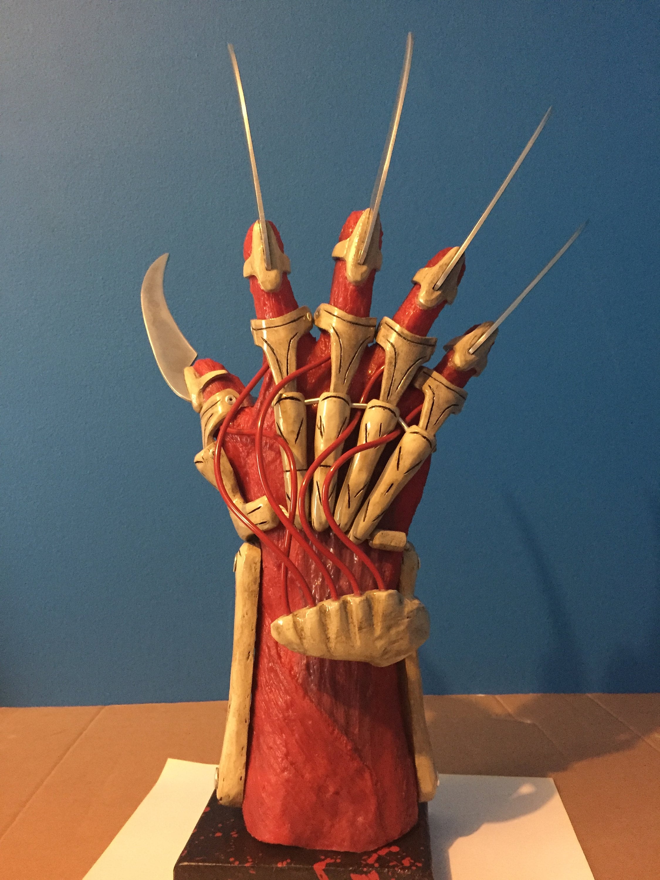 Marcanna Claw Freddy Krueger Freddy Krueger Bone Claw Production Prop