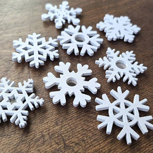 Set of Mini Winter Snowflake Magnets. Painted Wood Snow Flakes. - Etsy