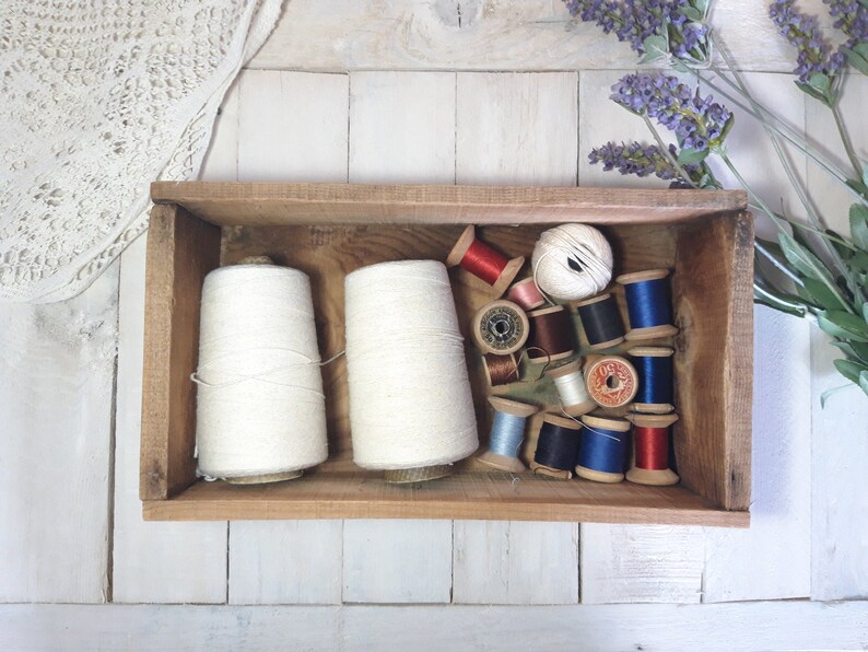 Antique Wooden Box - Vintage Wooden Cotton Spool - Embroidery Threads ...