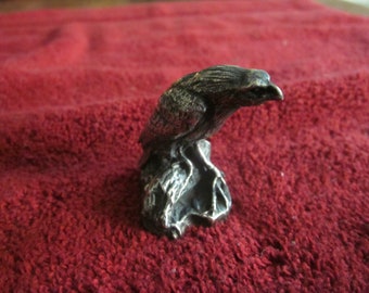 Silver Falcon Statue - Etsy