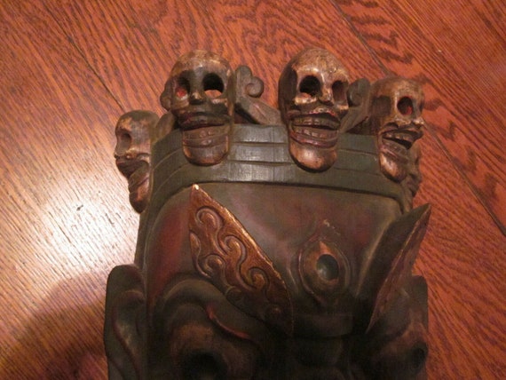 1 Antique Chinese/Tibetan Painted Wooden Death Mask - Gem