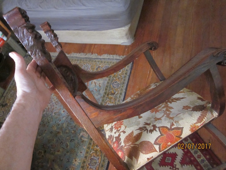 1 Victorian Stomps-burkhardt Tiger Oak Throne Chair, Old Patina - Etsy