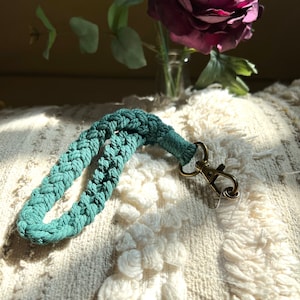 Macrame Phone Strap, Phone Wrist Lanyard, Macrame for Phone or Keys ...