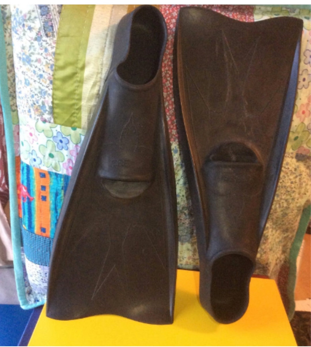 1950s CRESSI Rondine Brevettatta Fins - Etsy