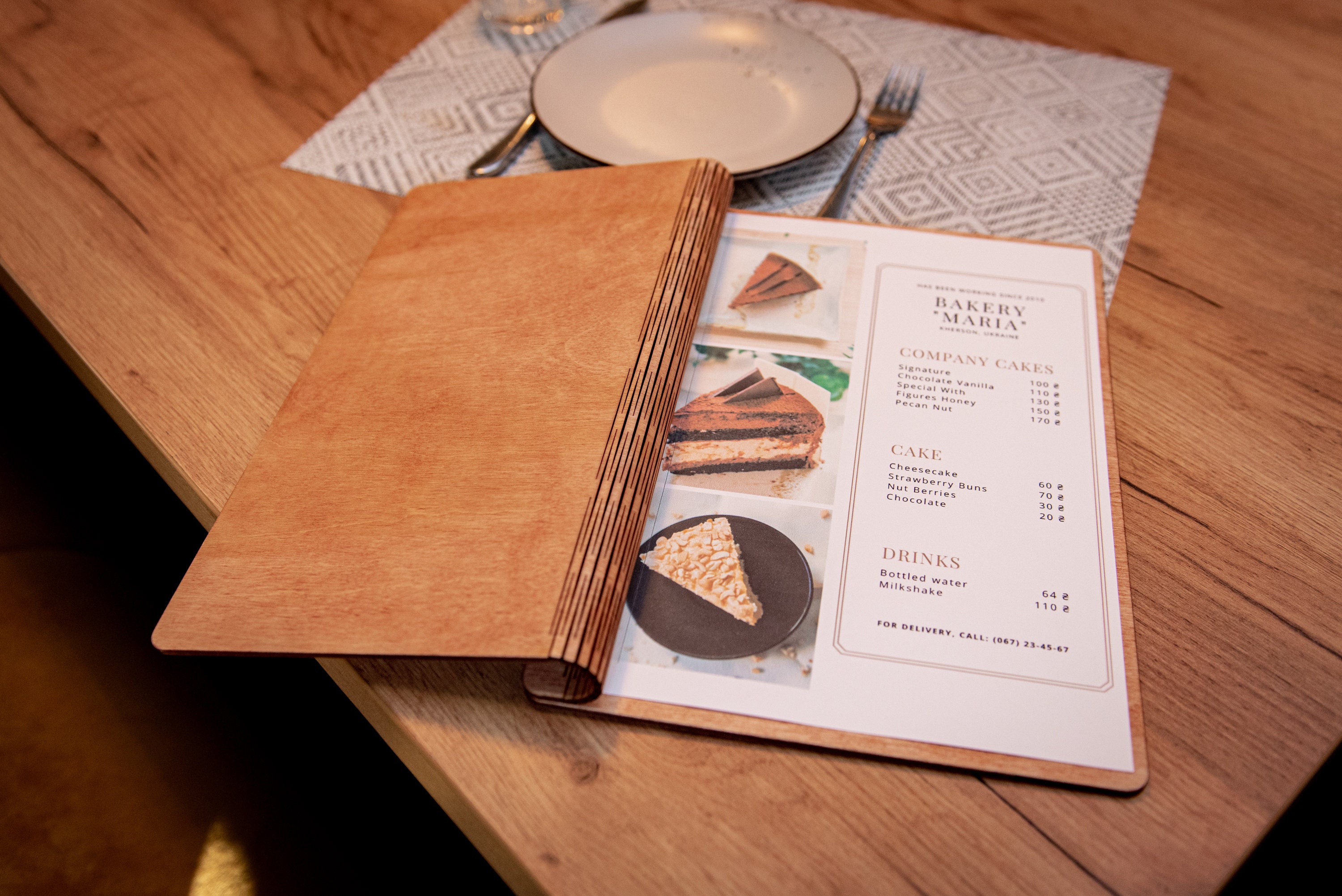 Restaurant Menu Holder, Custom Restaurant Menu Folder, Wooden Bar Menu ...