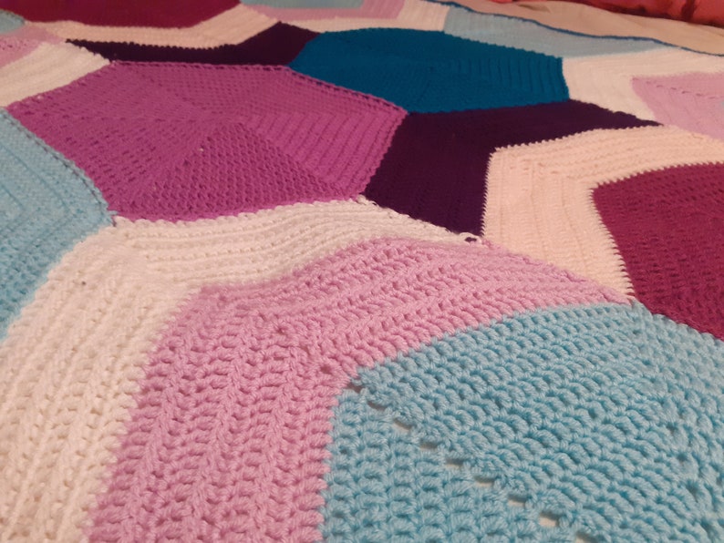 Handmade Geometric Crochet Afghan Blanket - Etsy Norway