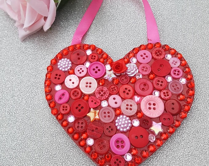 Button/ bead and embellished handmade crafts. by JuliasButtonArt