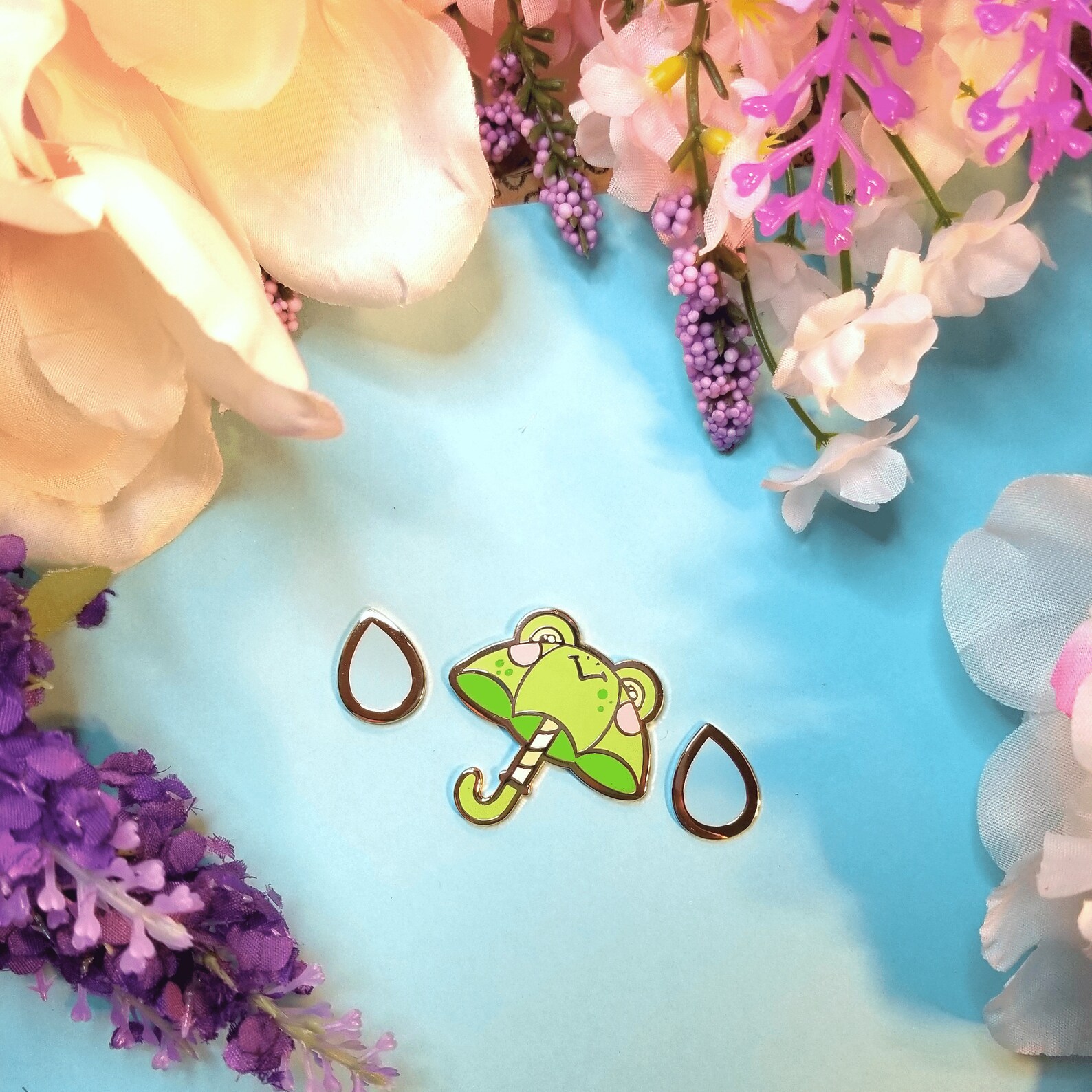 Froggo Umbrella & Raindrops Enamel Pins Froggy Pin Froggo - Etsy