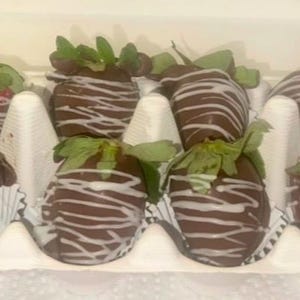 One Dz. Chocolate Covered Strawberries - Etsy