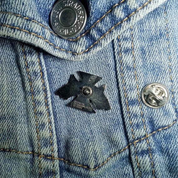 Vintage THE CULT pin! Original 1989 promotional only … - Gem