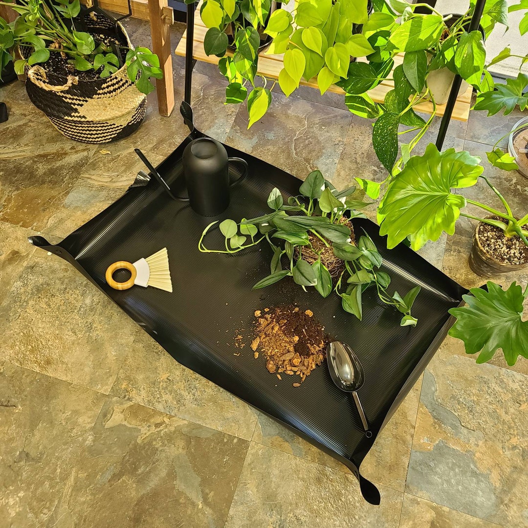Indoor Mess-free Houseplant Potting Mat: Waterproof Gardening Workspace ...