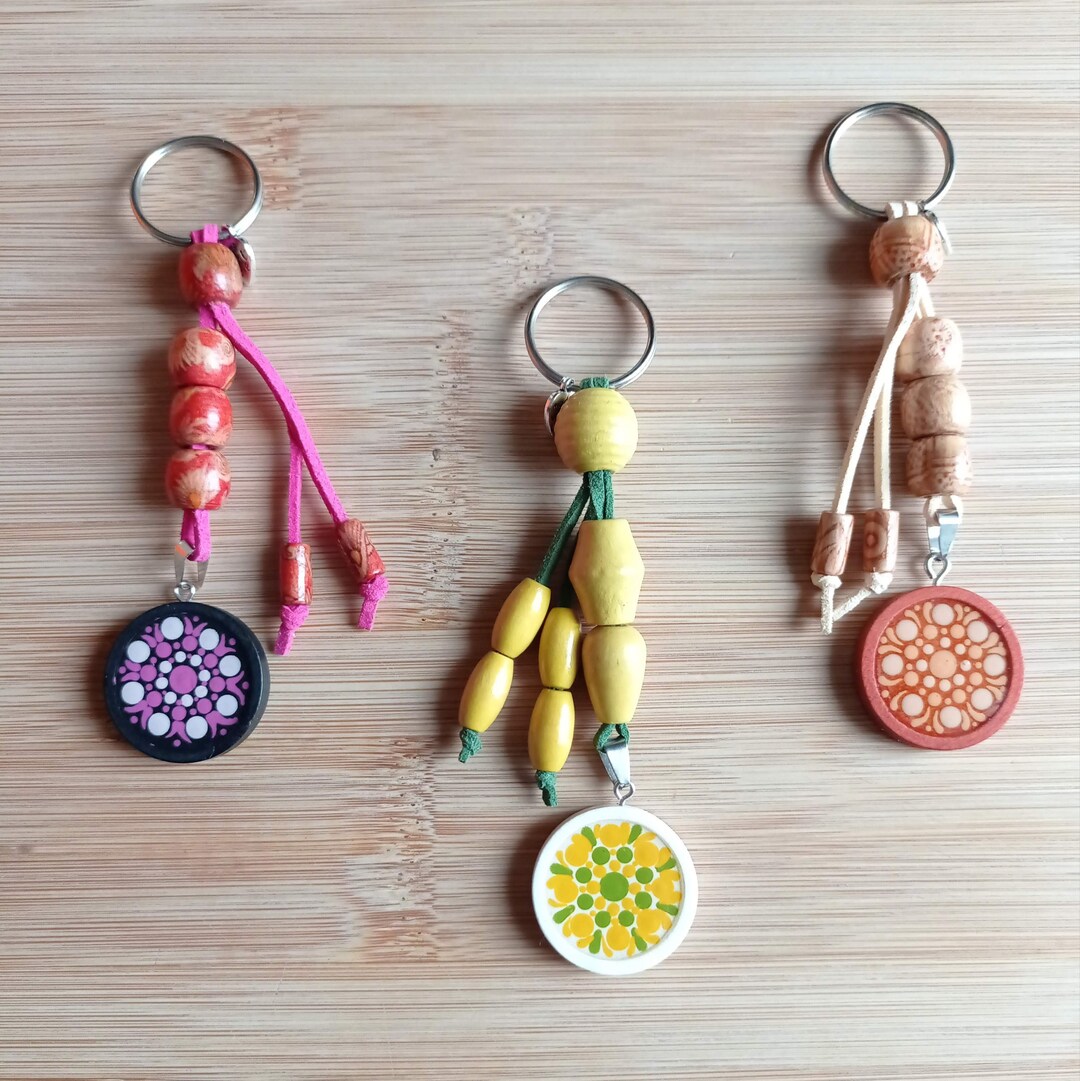 Wood Keychain, Mandala Keychain, Hand Painted Keychain, Keychain ...