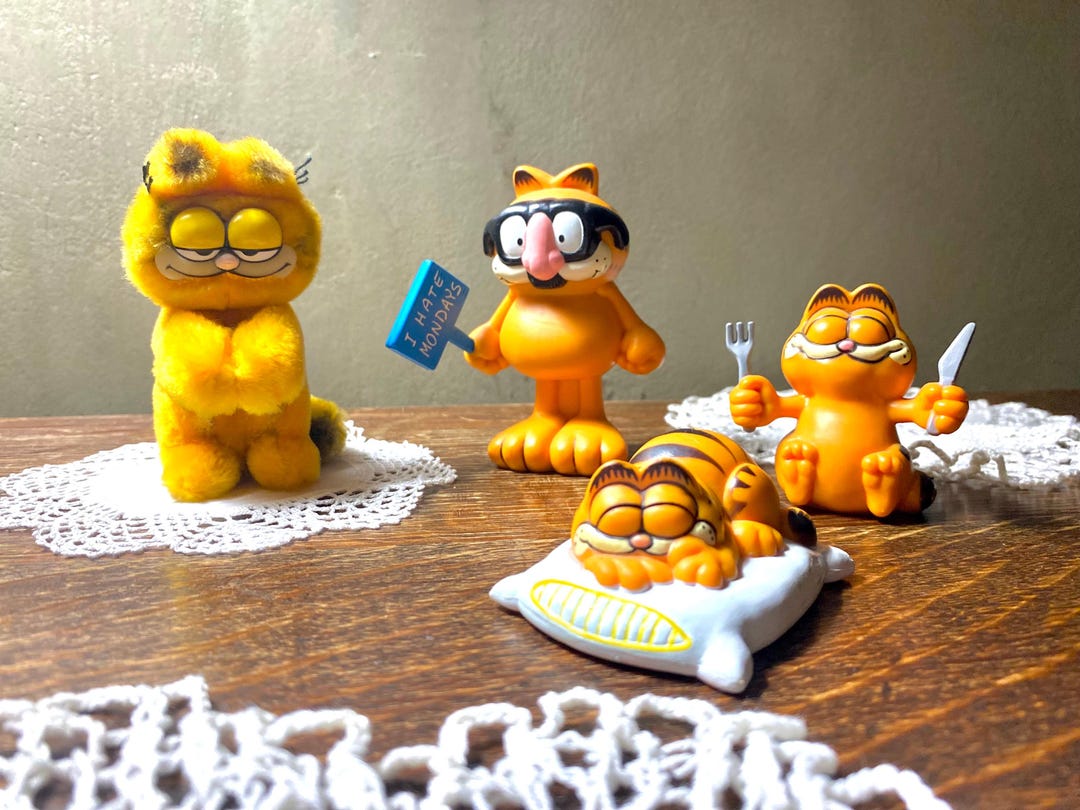 Vintage Garfield Figurine Lot • 1980s Hong Kong Collectibles - Etsy