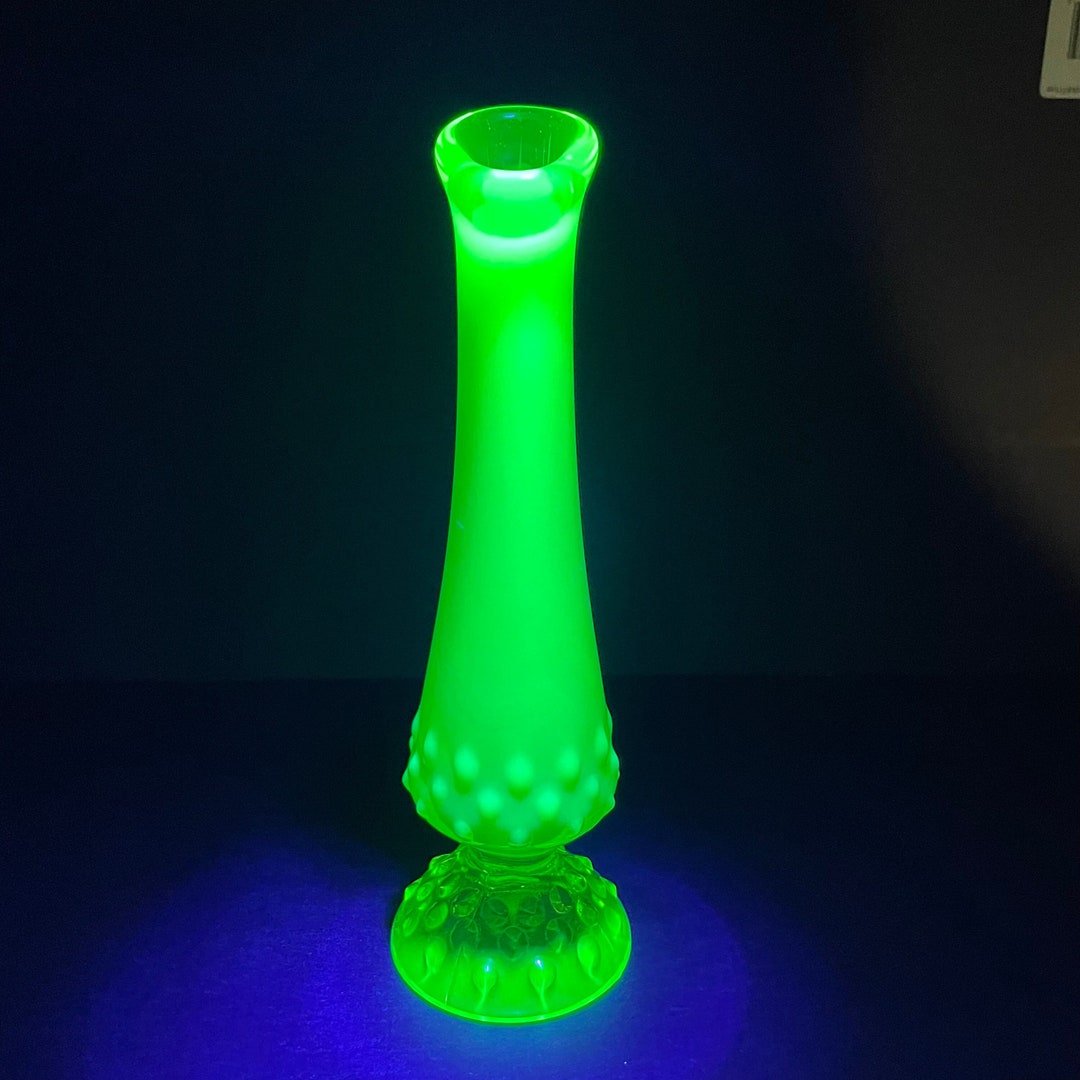 Fenton MCM Green Opalescent Uranium Glow Hobnail Swung Slag - Etsy