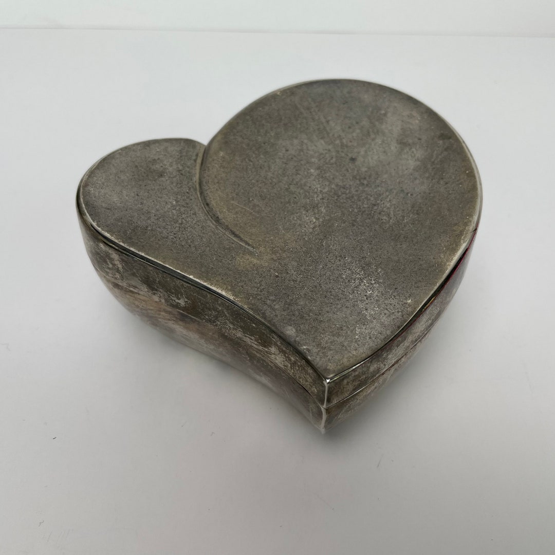 Silver Plate Heart Trinket Box Lidded Jewelry Engagement Ring Box Keys ...