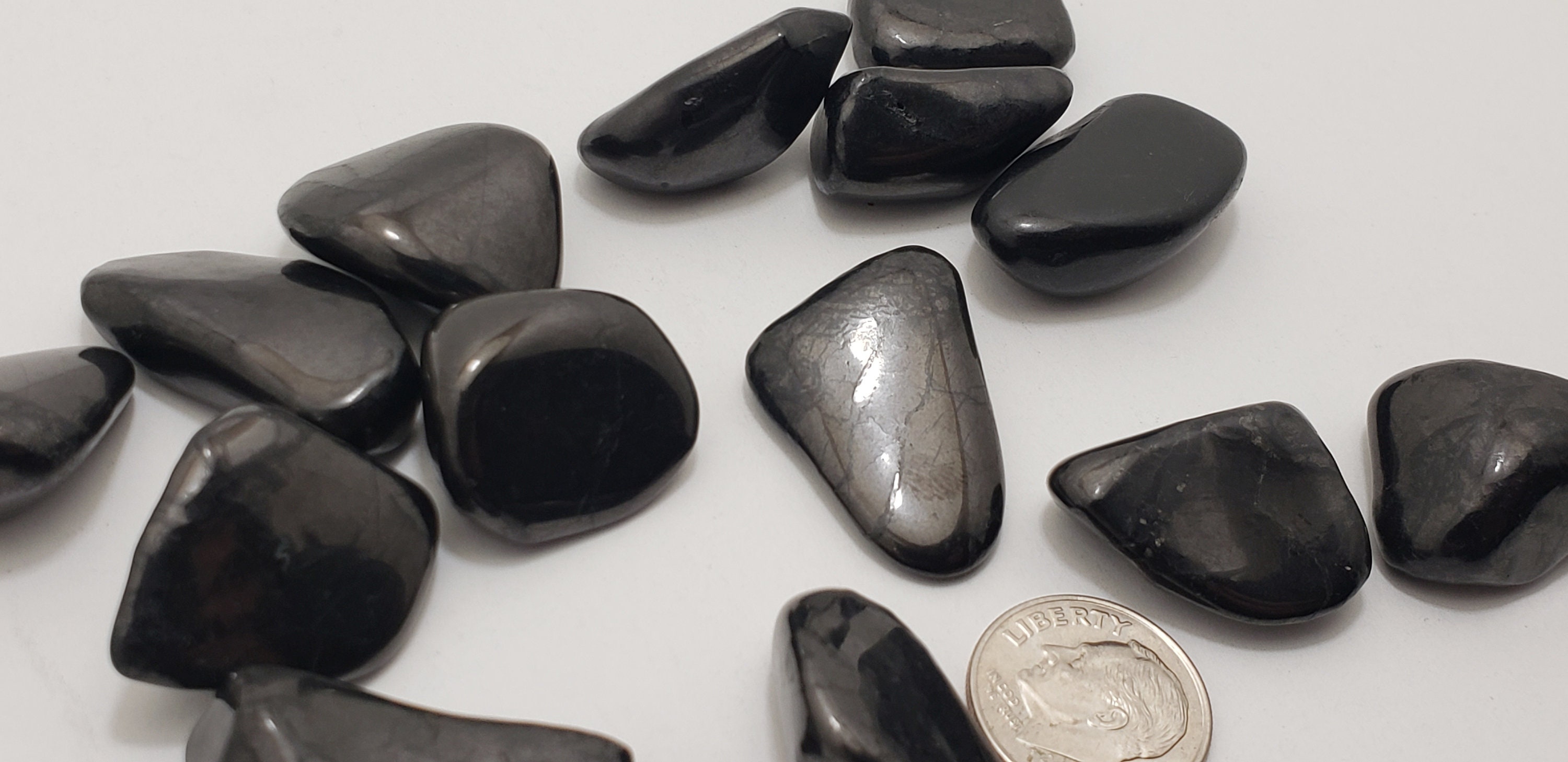 Shungite stone It has active metaphysical properties with | Etsy