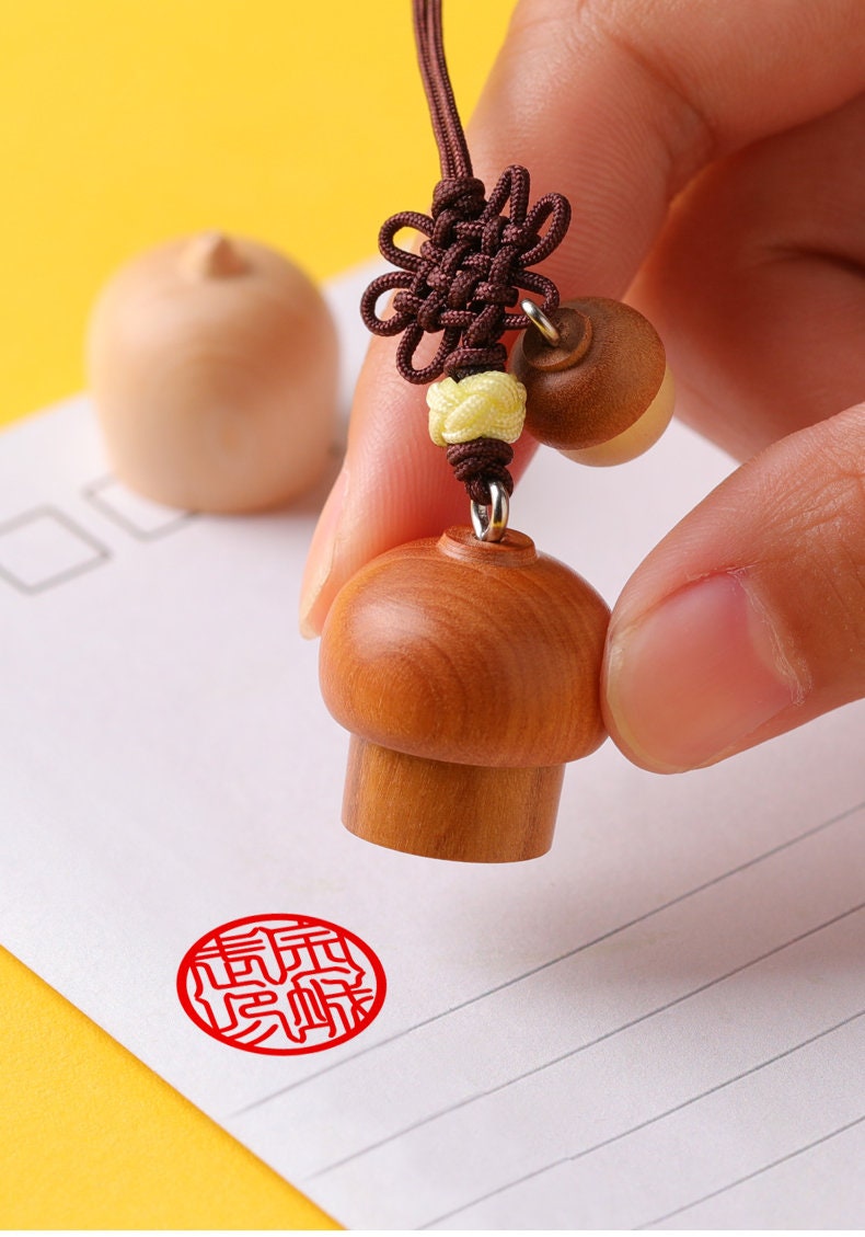 Custom Round Japanese Hanko Chop Cute Acorn Design Stamp Japanese ...