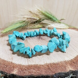 Turquoise Gemstone Chips Bracelet, Energy Bracelet, Natural Gift, Women ...