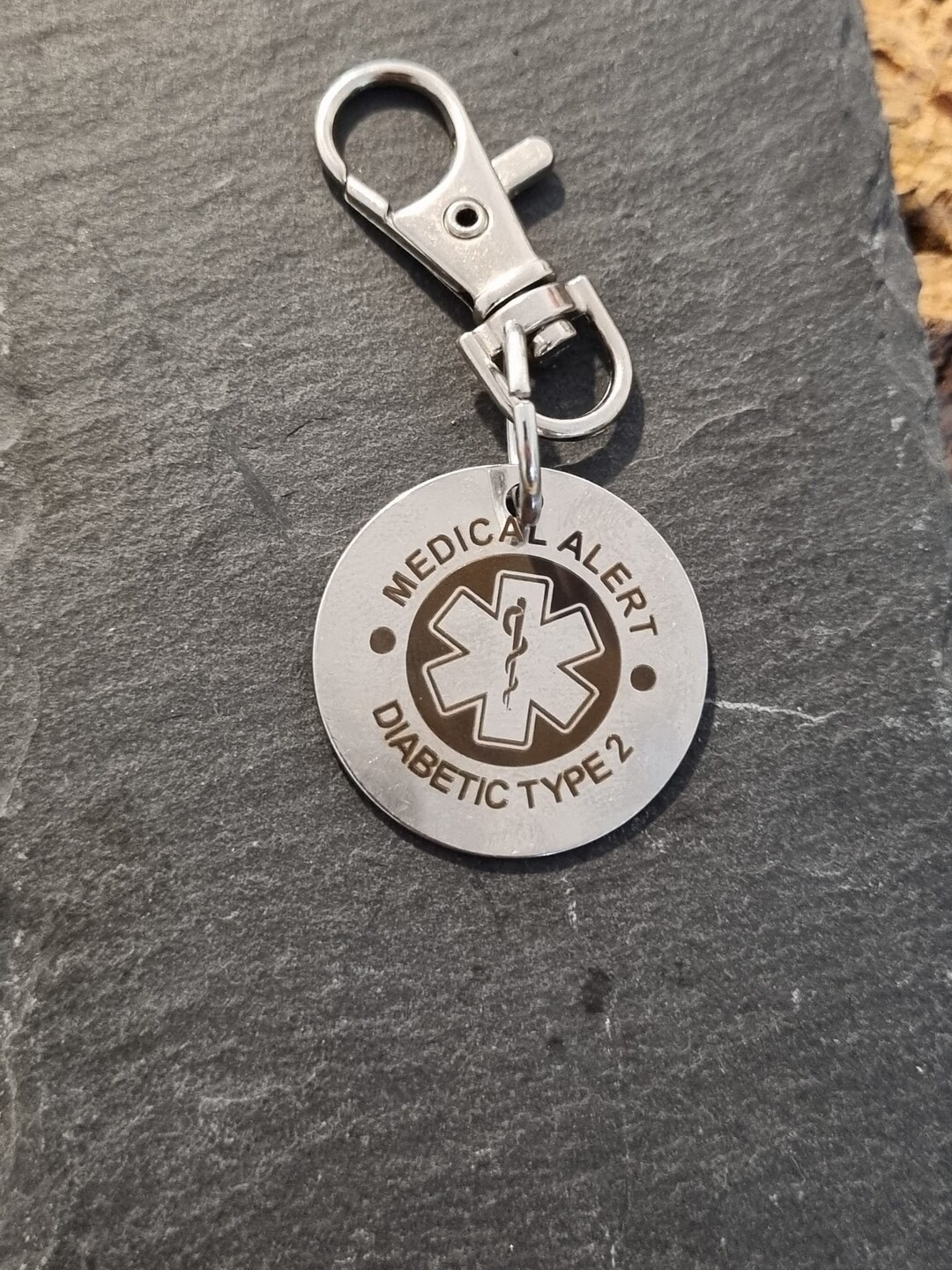ICE Medical Alert Keycahin Personalized - Medical ID Tag, Emergency Med ...