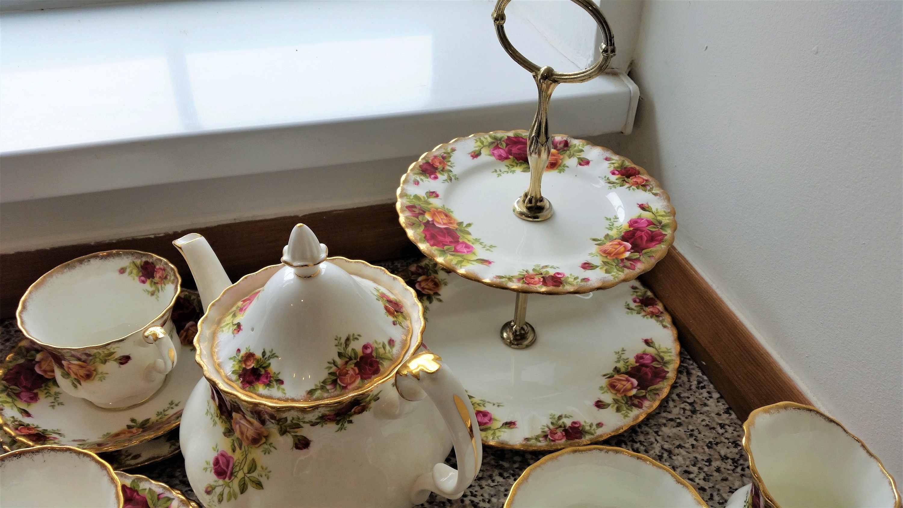 Royal Albert Old Country Roses Tea Service for 4 the Perfect - Etsy UK