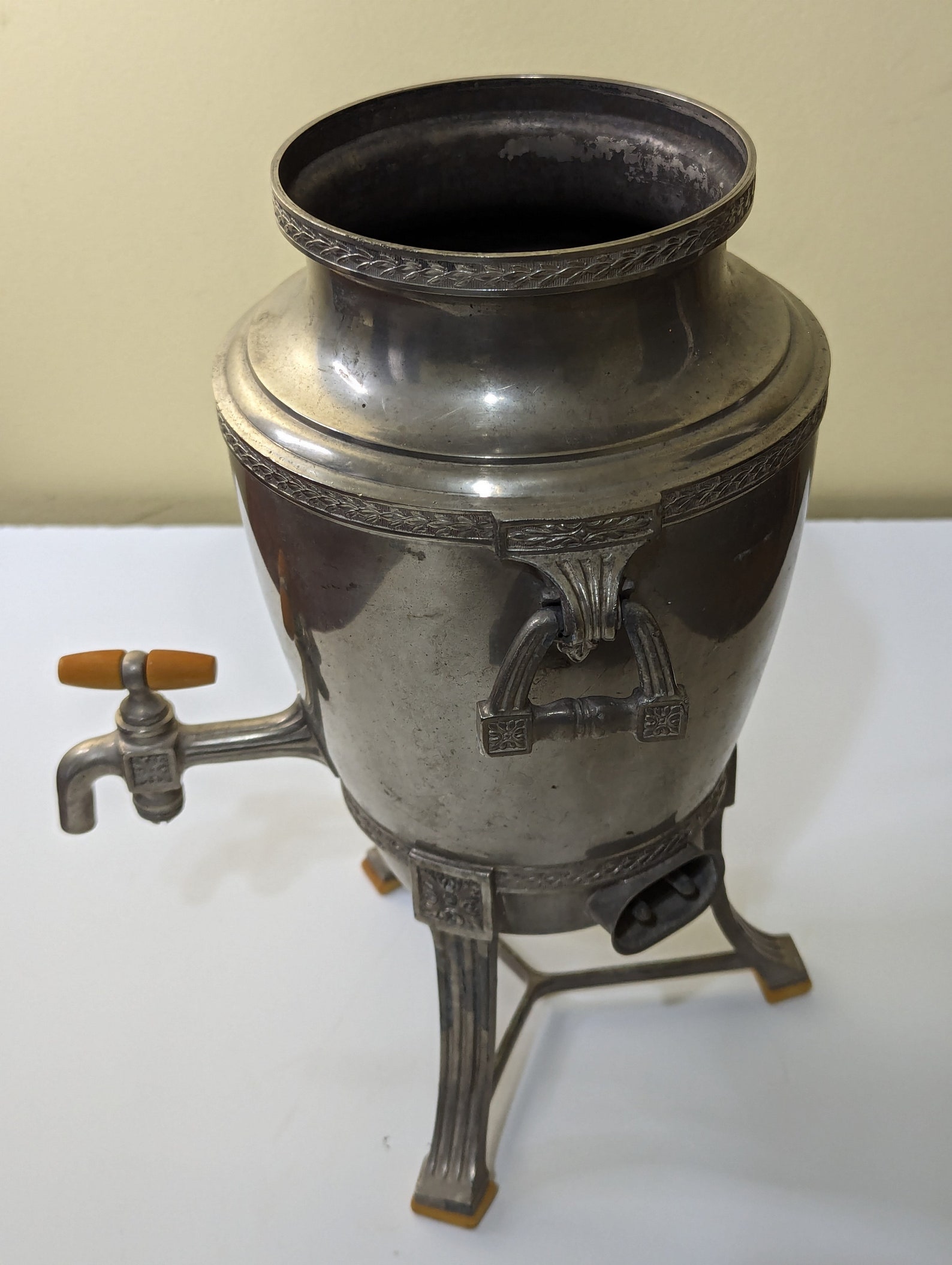 Vintage Universal Landers Frary & Clark Silver Plate Electric Coffee ...