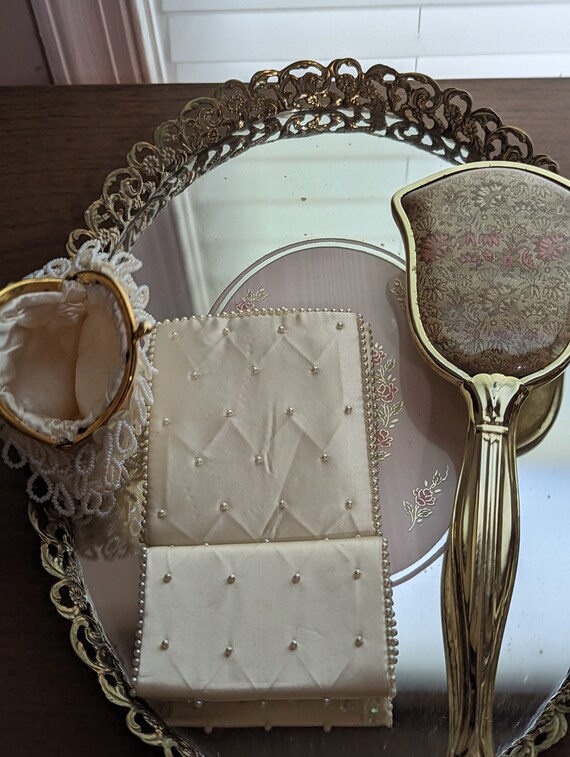 Women's Compact Accessories Mirror brush lighter and … - Gem