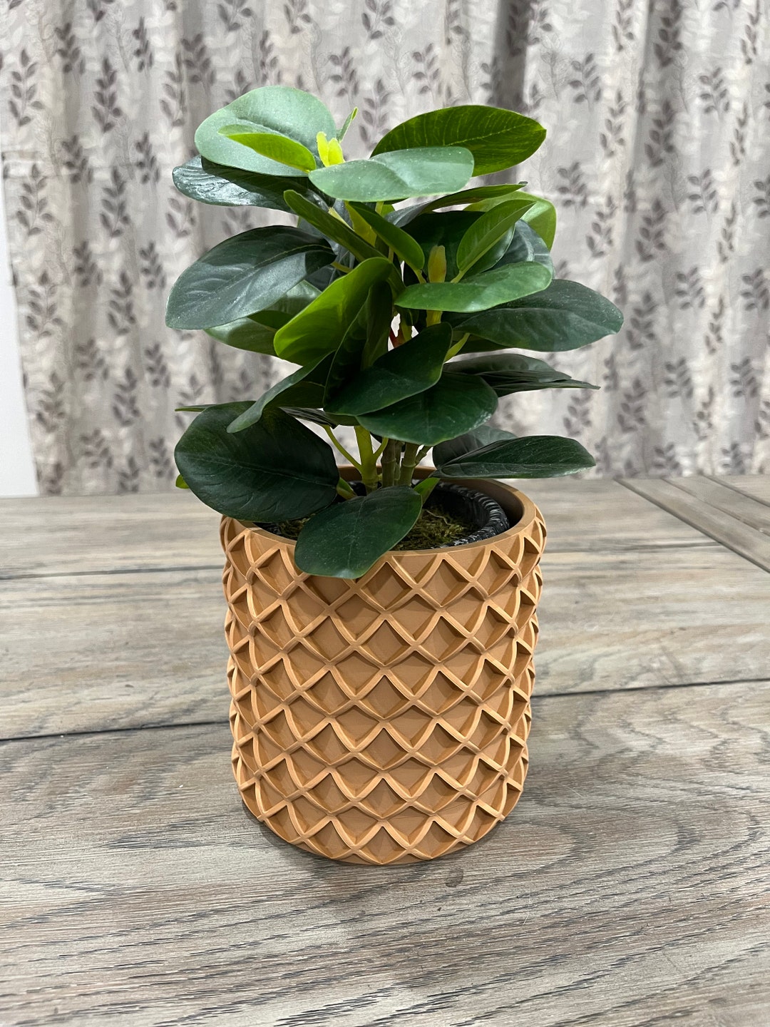 Tabletop Planter Flower Pot With Hidden Drip Tray – Bubble Lattice ...