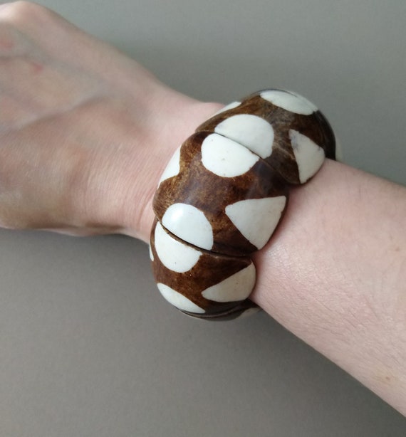 Vintage Handmade Natural Bone Stretch Bangle Bracelet… - Gem