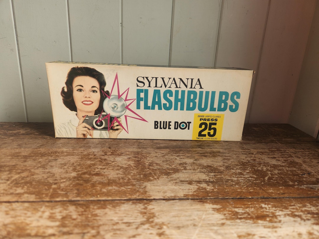Vintage New Old Stock Sylvania (12) Flashbulbs Blue Dot 25B - Original ...