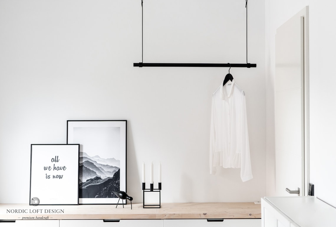 Hängegarderobe Kleiderstange schwarz mit Lederband - Etsy.de