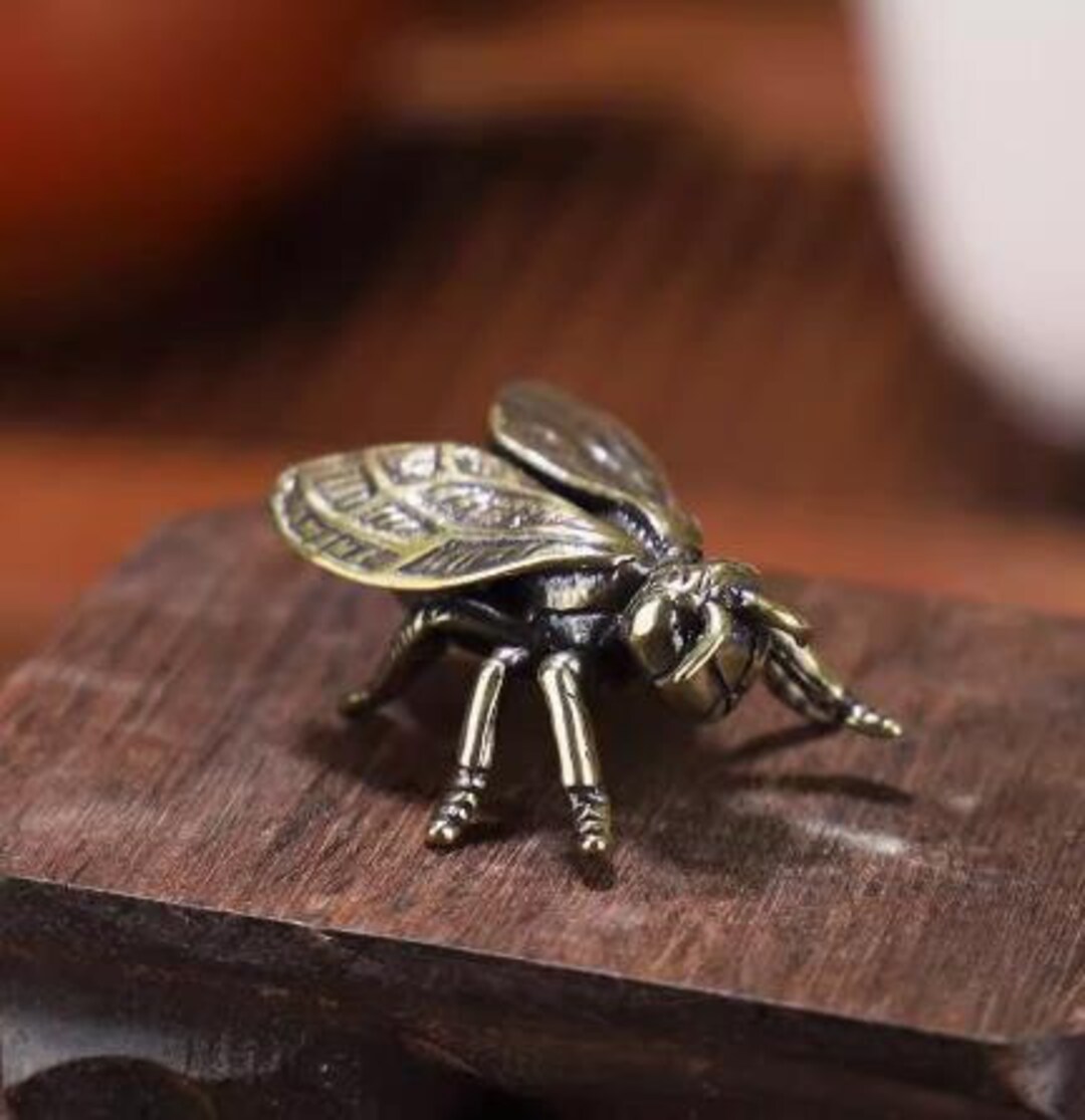 Chinese Handmade Carved Copper Bee Statue Ornamentsunique in Shape ...
