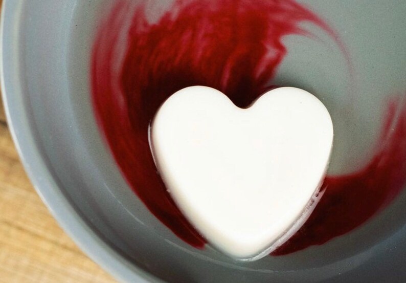 Limited Edition Bleeding Heart Wax Melts - Etsy
