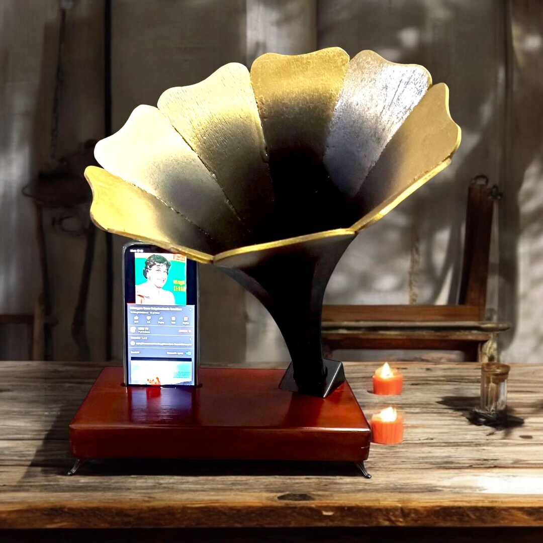 Handmade Wooden Acoustic Gramophone: Retro Phone Speaker, Nostalgic ...