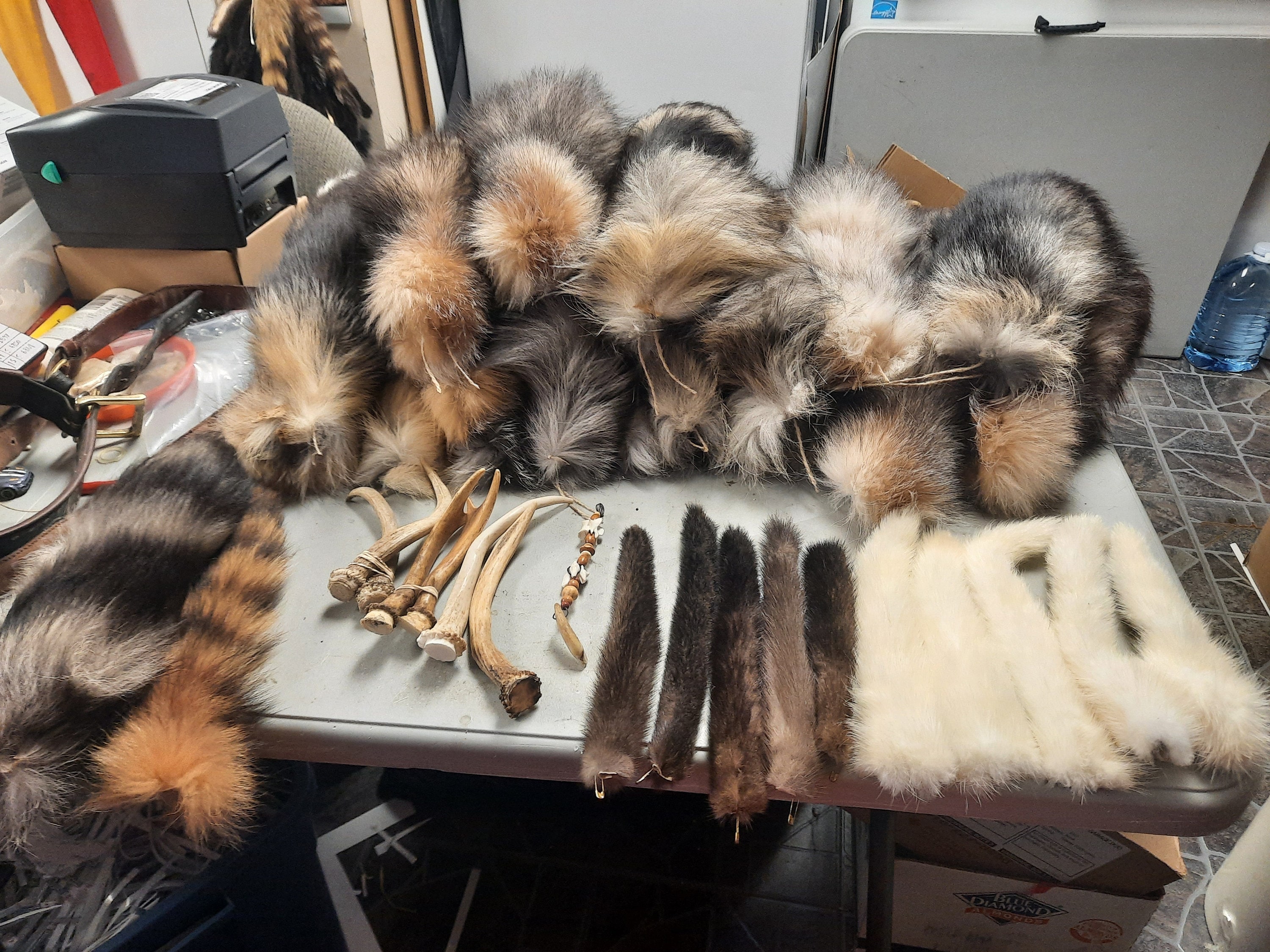 TAIL MIX - Etsy Canada