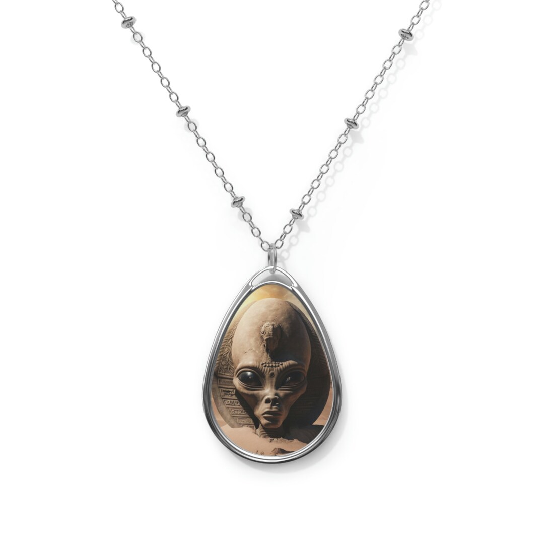 Ancient Aliens #1 Oval Necklace - Etsy
