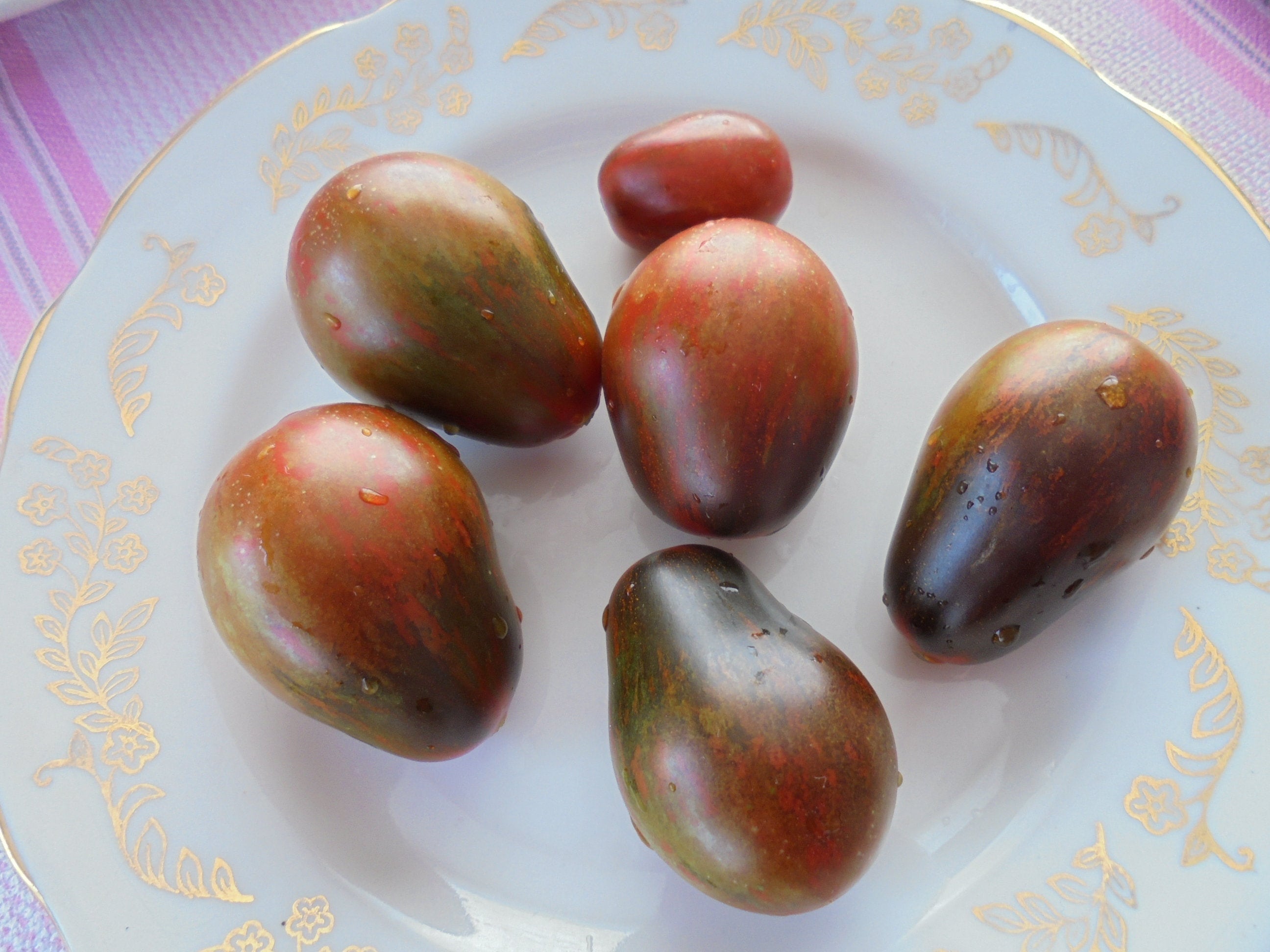 BLUE KEYES Tomato Seeds, Heirloom Indigo Pear Shaped Cherry Sweet ...