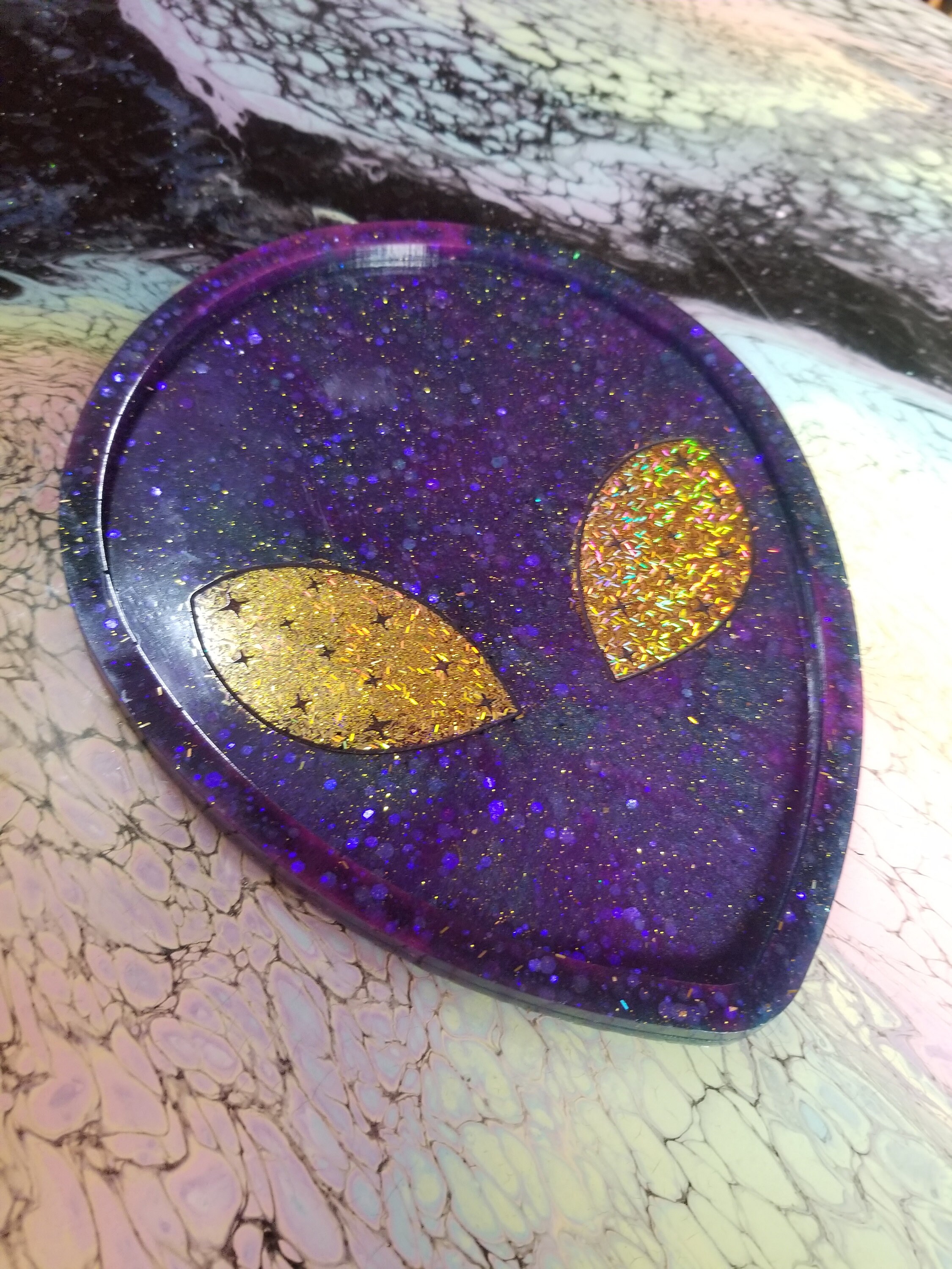 Holographic Alien Rolling Tray - Resin Glitter Rolling Tray ...