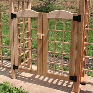 Red Cedar Canterbury Arbor With Gate & Lattice Wings - Handmade USA - Etsy