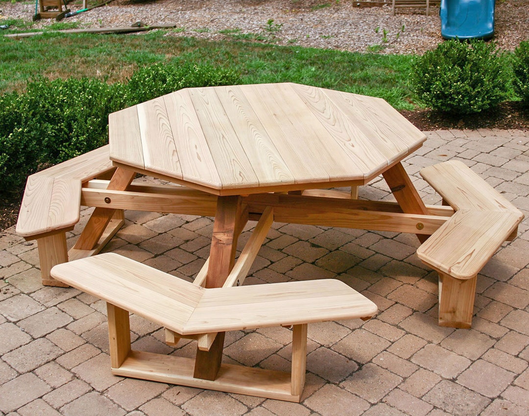Red Cedar Octagon Walk-in Picnic Table - Etsy