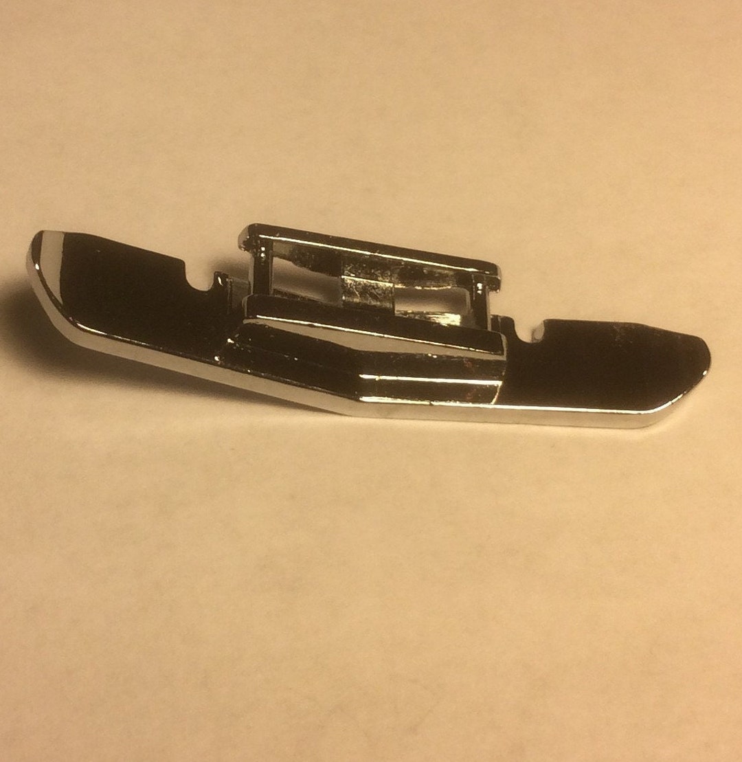 Narrow Zipper Foot for Viking Husqvarna Sewing Machine – 4125657-45 ...