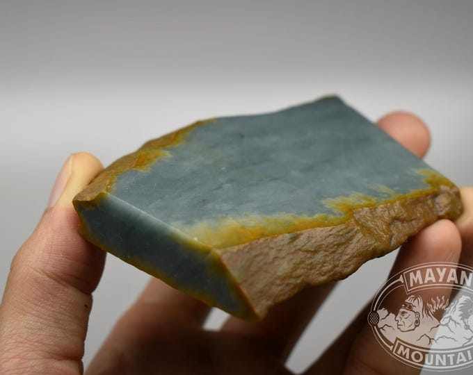 LIGHT CELESTIAL BLUE// Rough Jadeite Jade // Guatemalan Guatemala ...