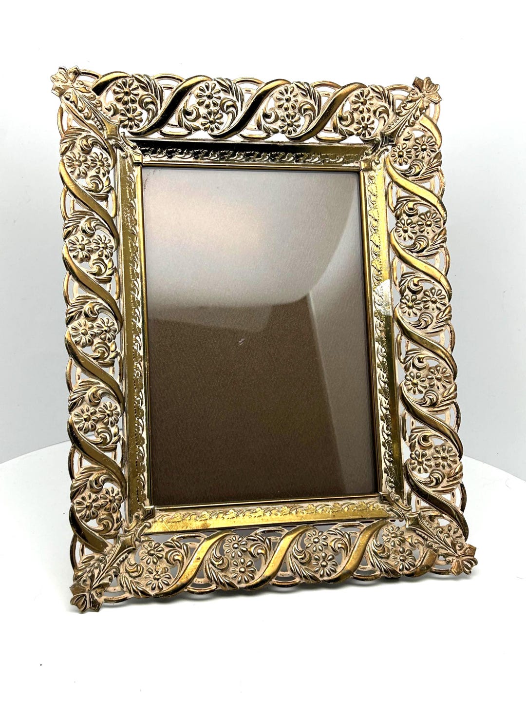 Vintage Frame Metal Vertical Frame Goldtone Filigree Open Work Frame ...