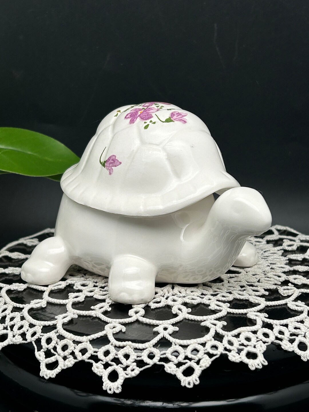 Vintage 1983 Porcelain Fitz & Floyd Inc. Trinket Box With Victorian ...