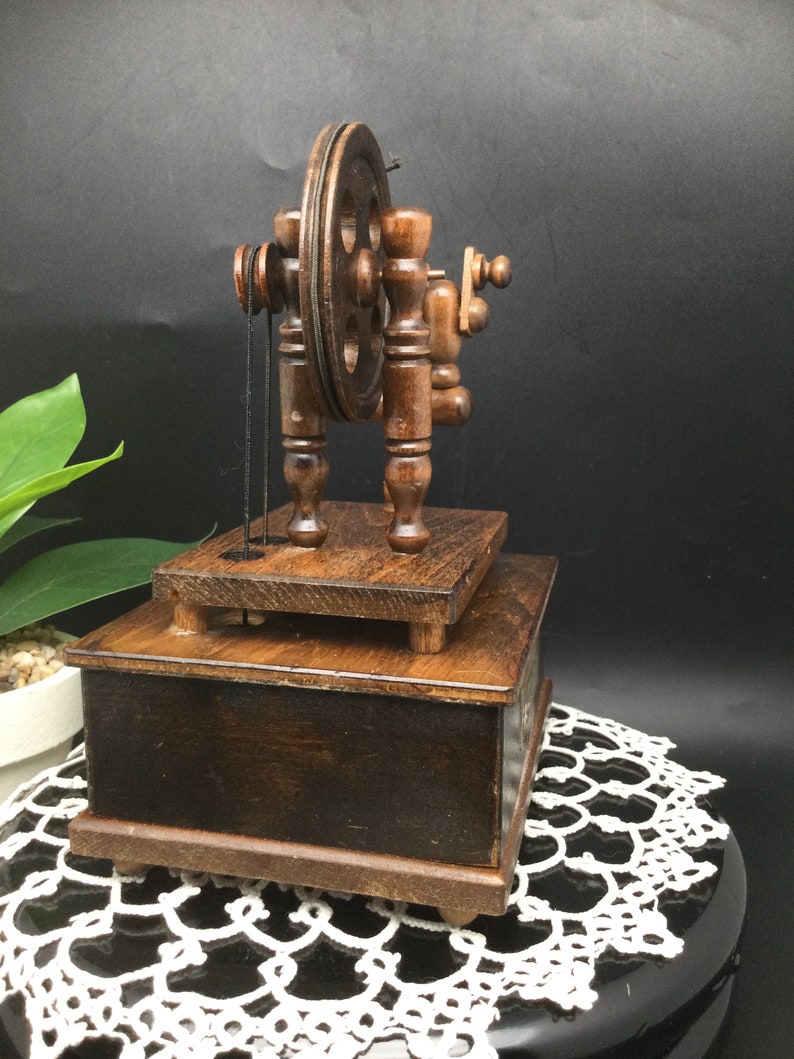 Vintage Gotham Wooden Spinning Wheel Music Box, Sankyo Movement, Japan ...