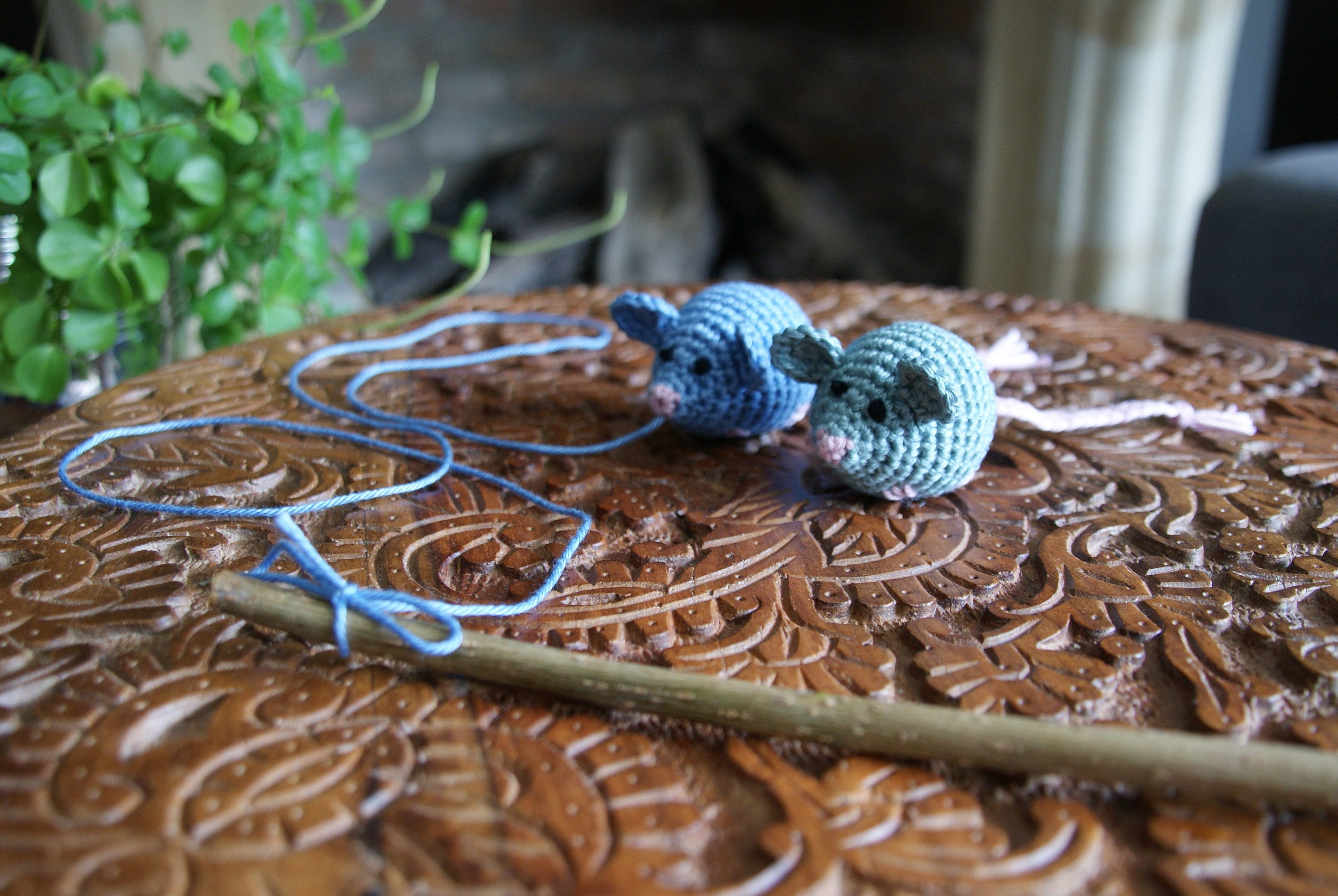 Mouse Cat Teaser Toy Crochet Pattern PDF in 4 Languages: - Etsy