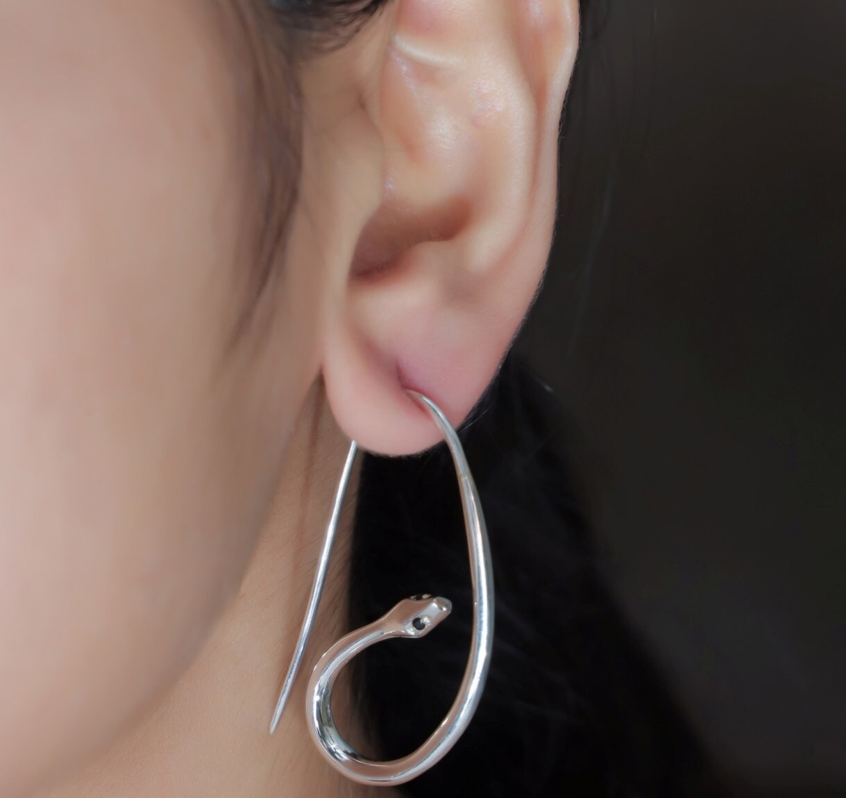 Sterling Silver Snake Hoop Earrings With Black Spinel in Eyes - Etsy