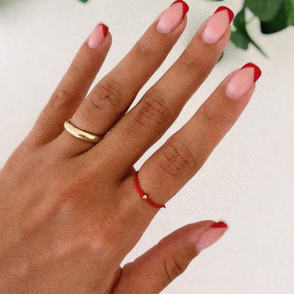 Red String - Etsy
