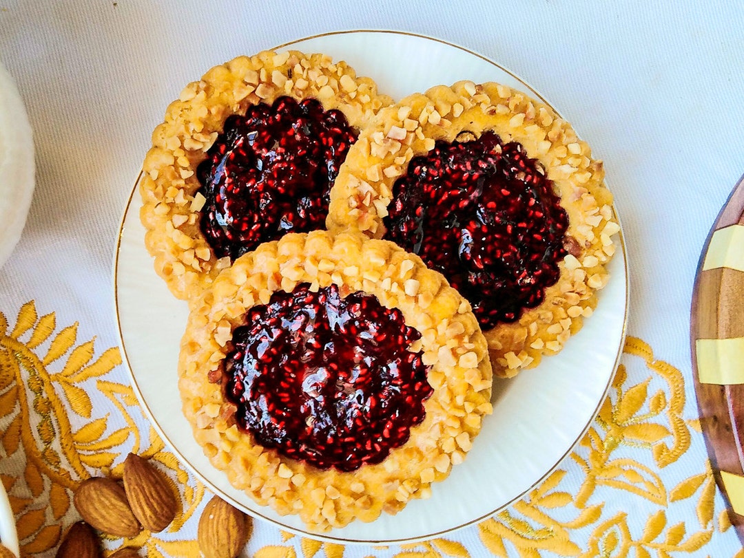 Raspberry LINZER TARTS With Almonds - Etsy