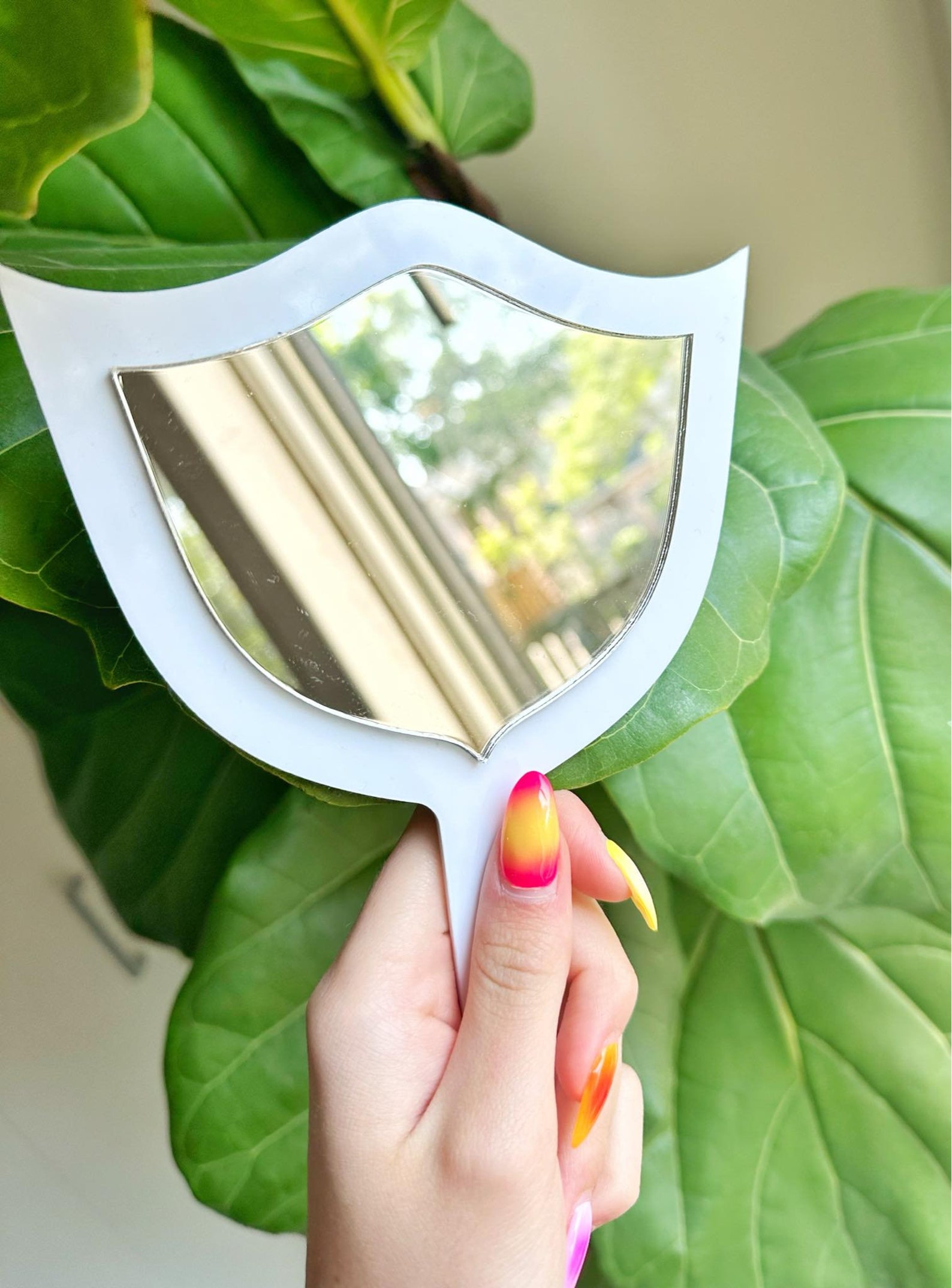 Custom Lash Mirror Paddle for Beauty Salon Decor and Social Media Props ...