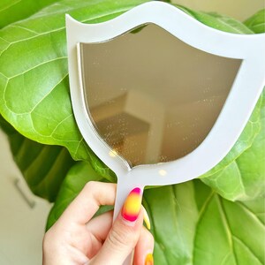 Custom Lash Mirror Paddle for Beauty Salon Decor and Social Media Props ...